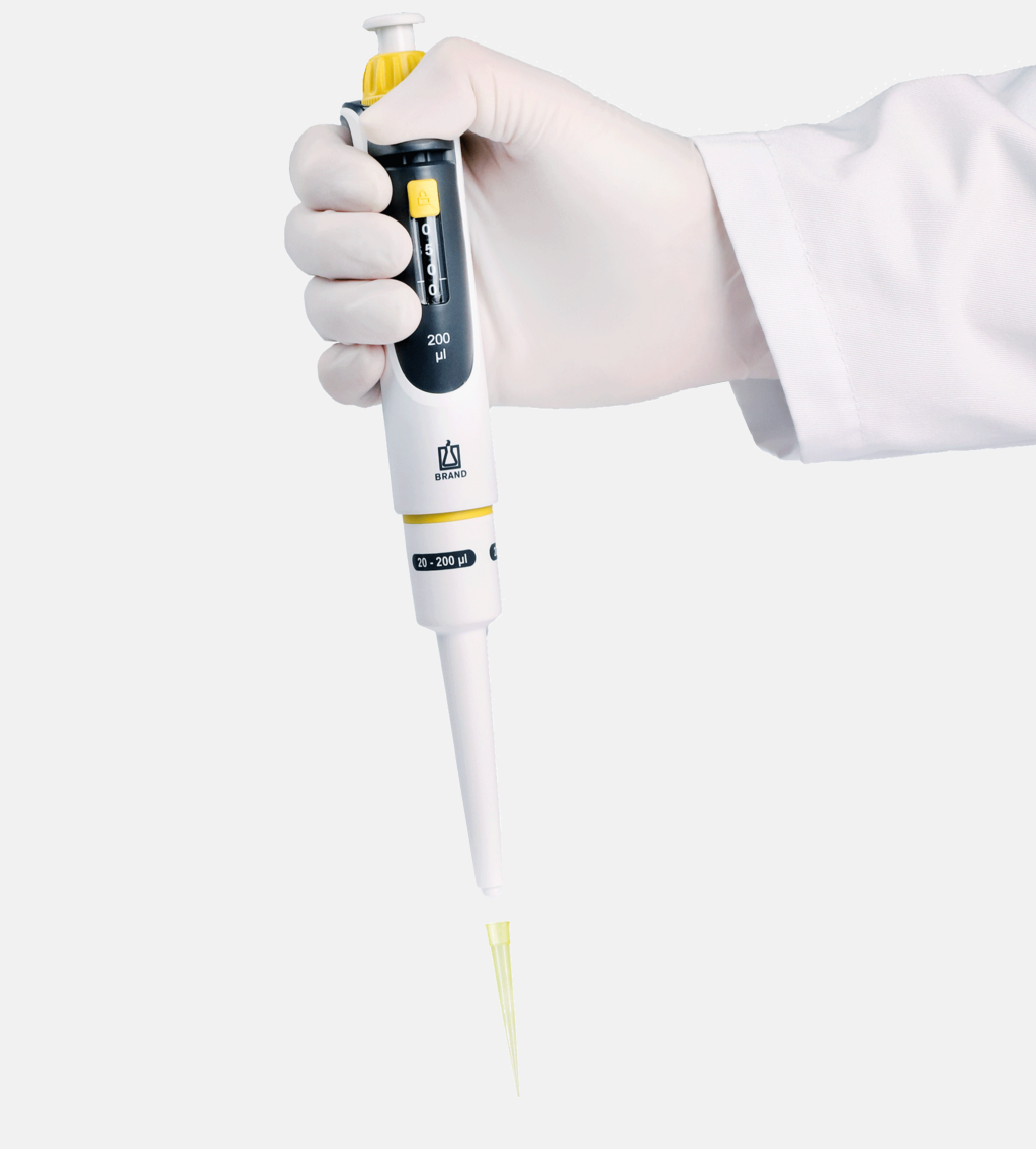 Pipeteo con micropipetas | BRAND